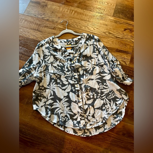 Ruby Rd. | Tops | Ruby Rd Top Pxl | Poshmark